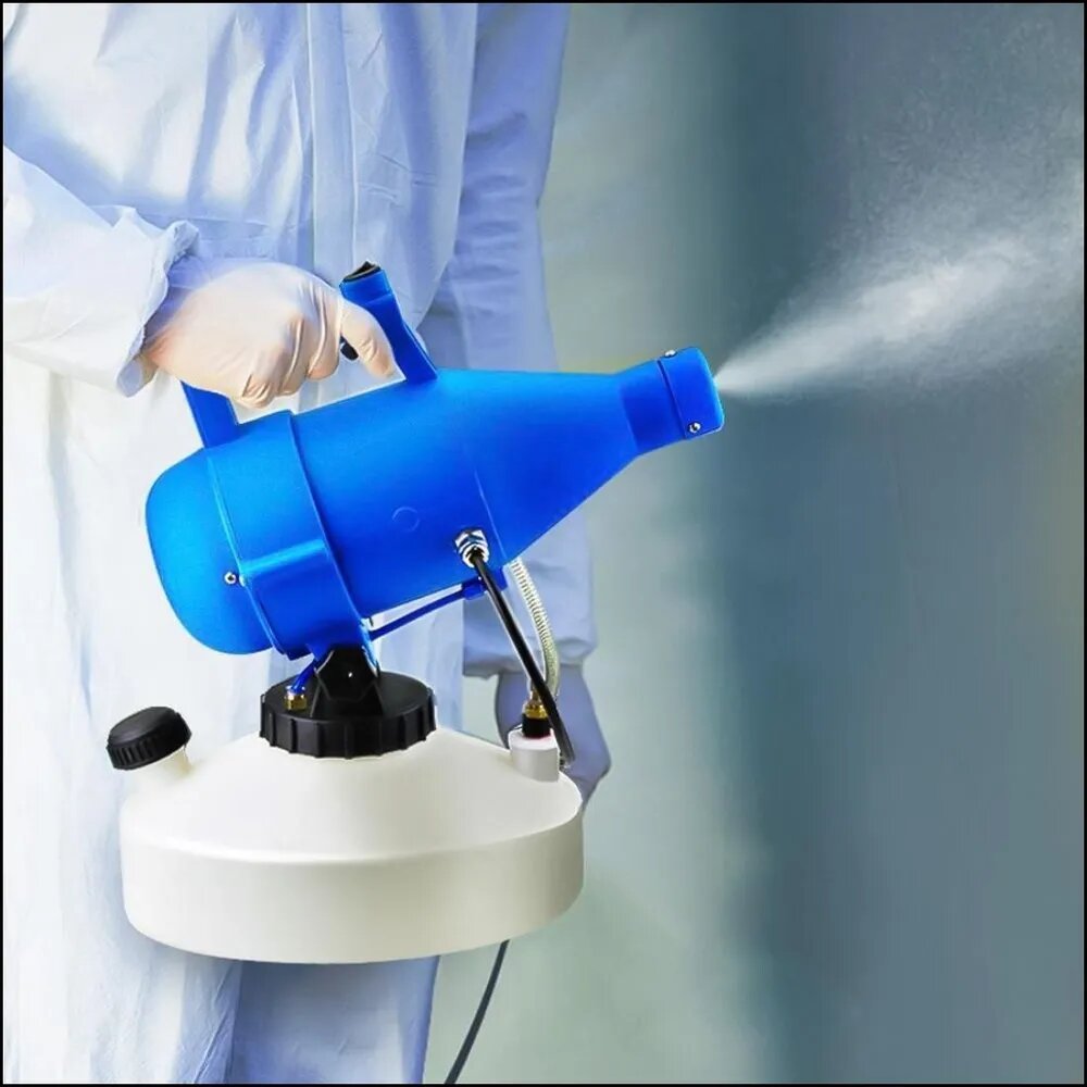 Электрический генератор холодного тумана объемом 4,5 литра представлен эффективной портативной моделью для бытовой дезинфекции