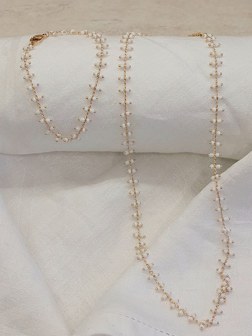 Плетеный браслет, бисер