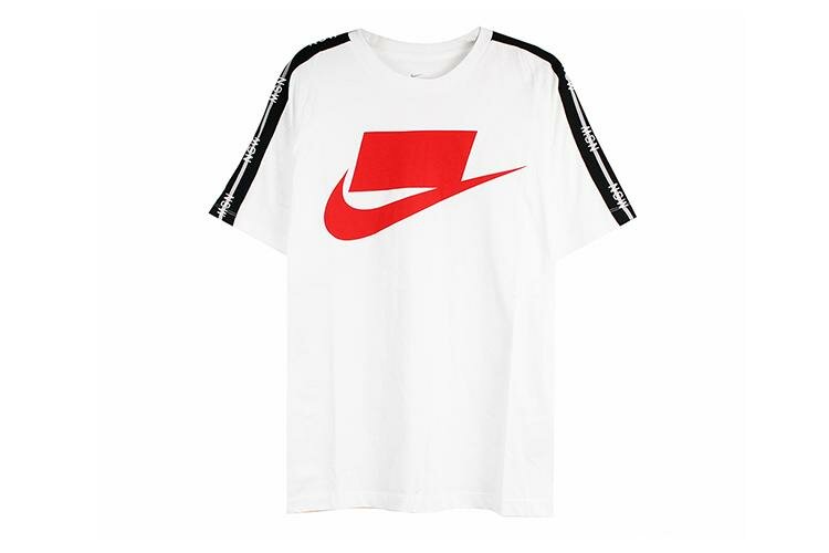 Футболка NIKE Set in Sleeve