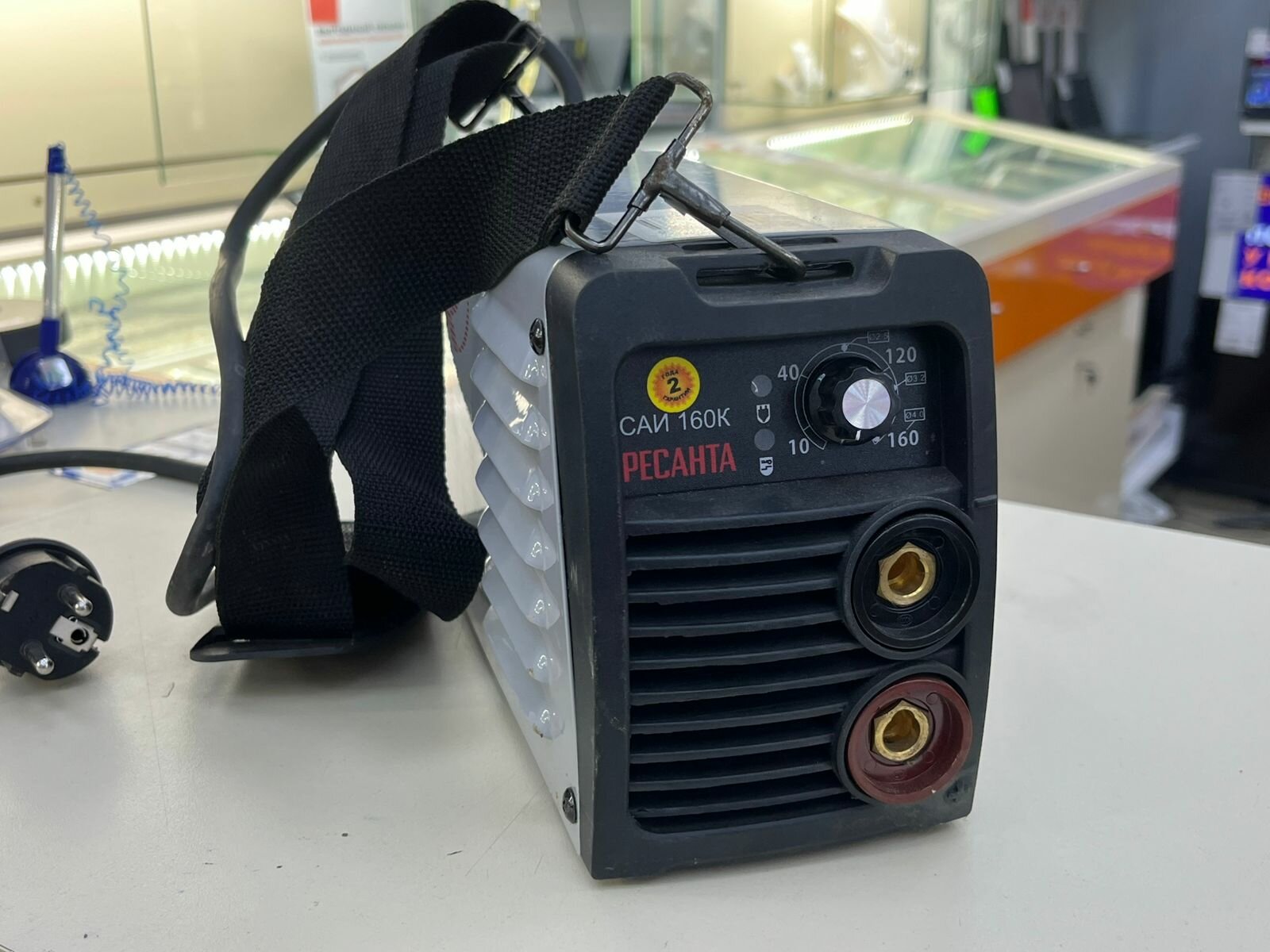 Сварочный аппарат инверторный САИ160К (компакт) Ресанта, 160А ММА, б/у, уценка.
