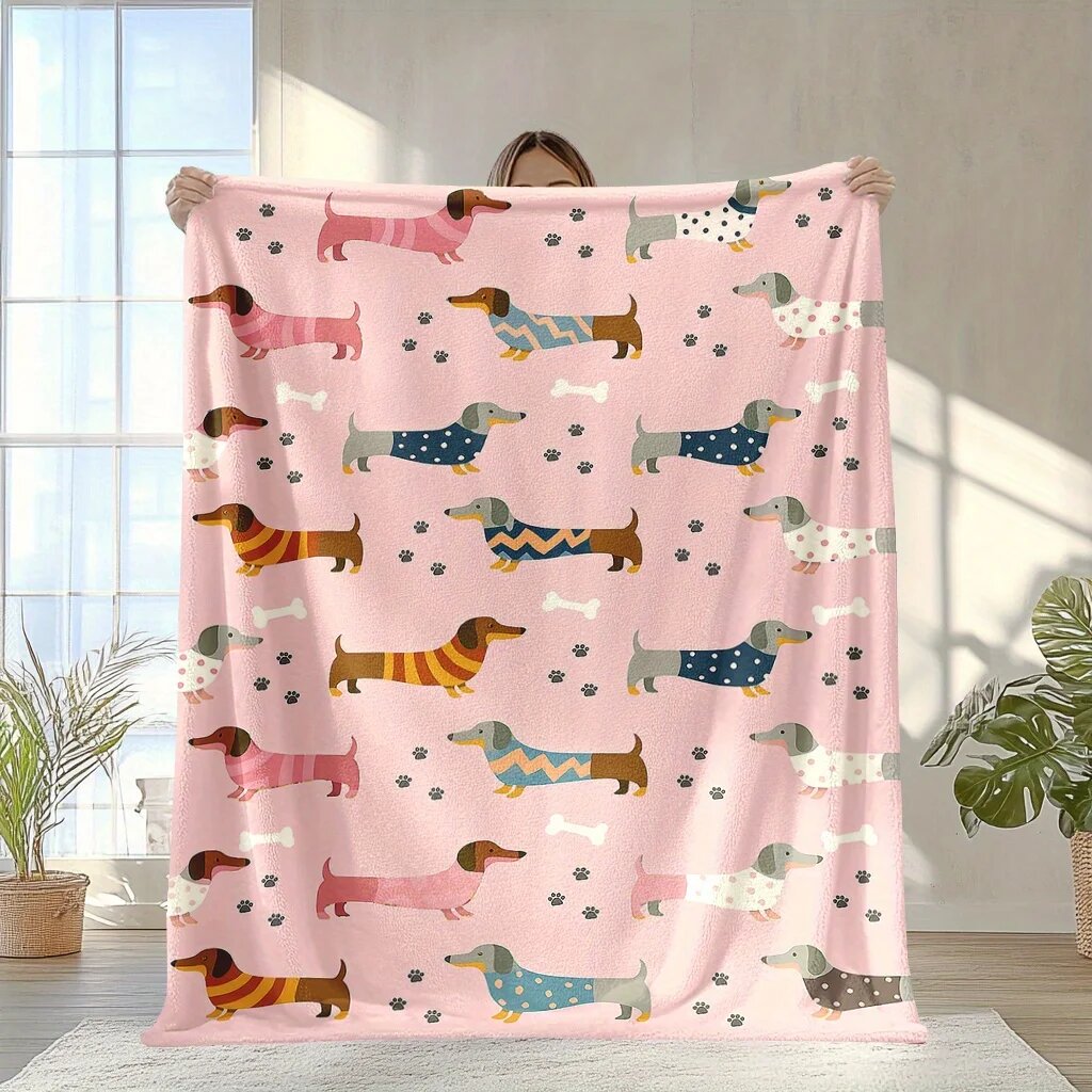 Коралловый плед с рисунком такс из флиса