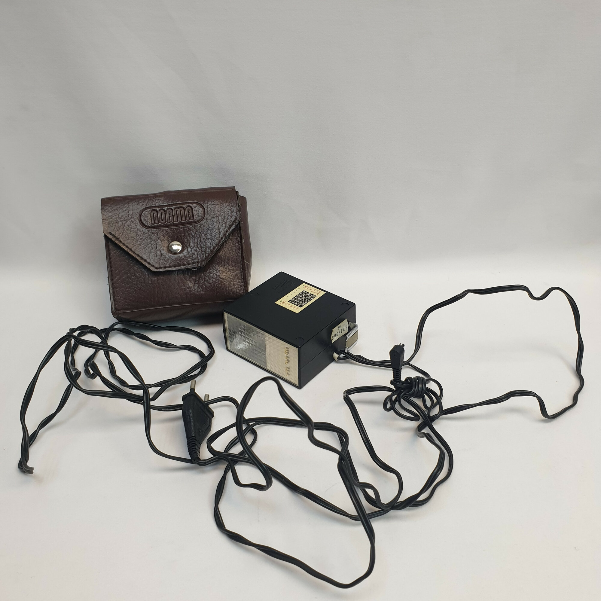 Винтажная фотовспышка, работоспособность неизвестна, СССР.