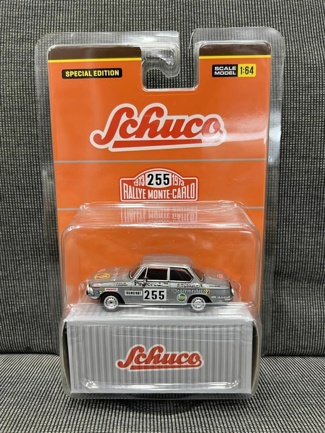 Машинка Tarmac Works 1/64 TW VW Golf Porsche Martini Racing Land Rover Defender 110 PAGANI HUAYRA BC Schuco BMW 2002 Varnish Chase Special Die-cast Alloy Car Model Collection Gift