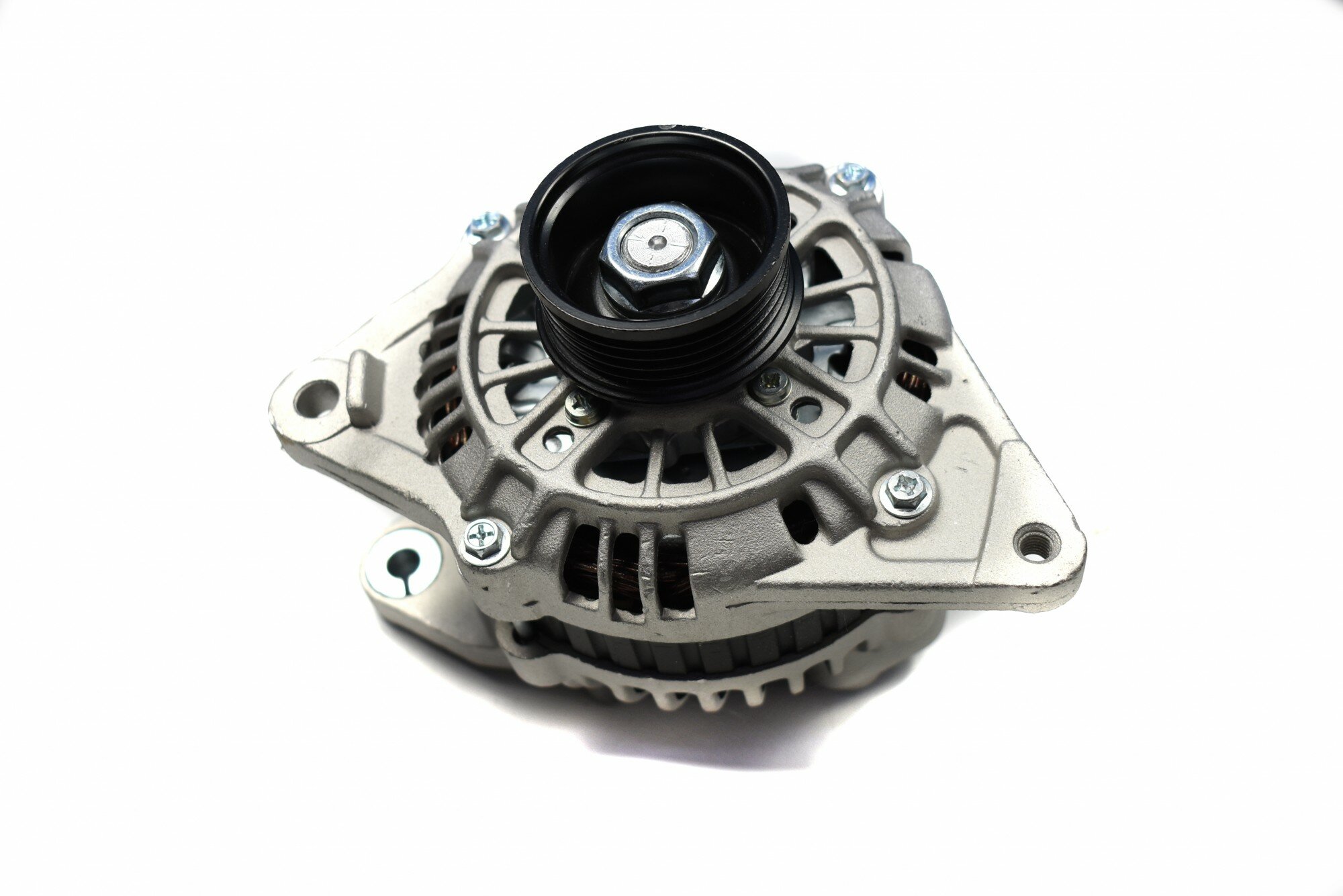 Генератор BYD F3, F3-R (4G15)