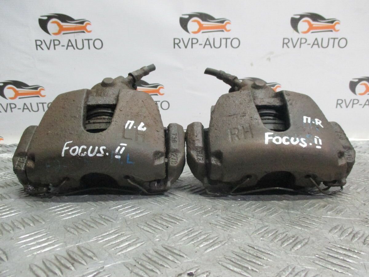 Суппорт тормозной передний Ford Focus 2 2005-2011 1682876