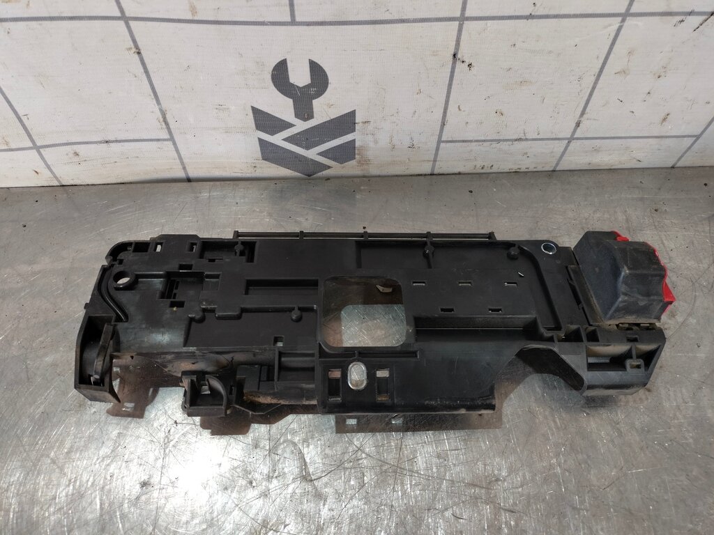 Блок предохранителей Ford Transit 06-13