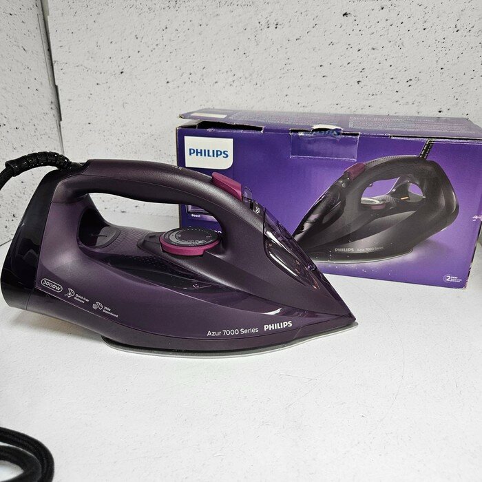 Утюг Philips DST7061