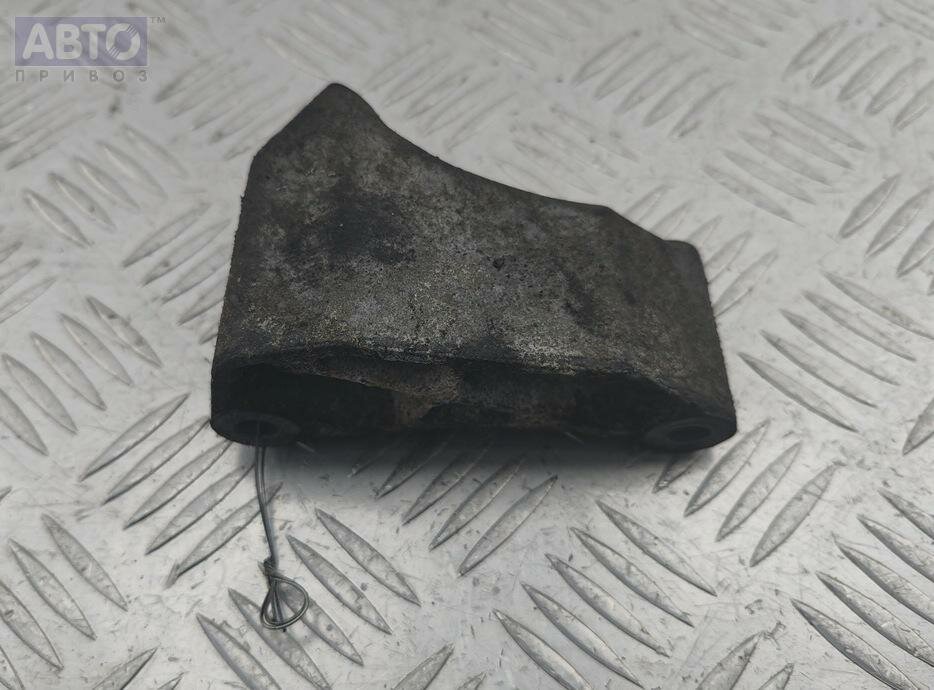 Кронштейн компрессора кондиционера Mercedes Vito-1 W638 (1996-2003)