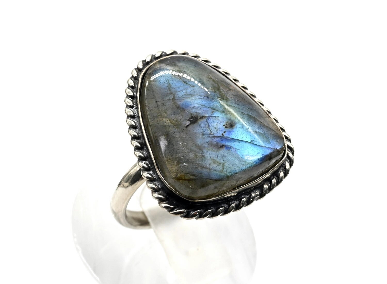 Кольцо, лабрадорит