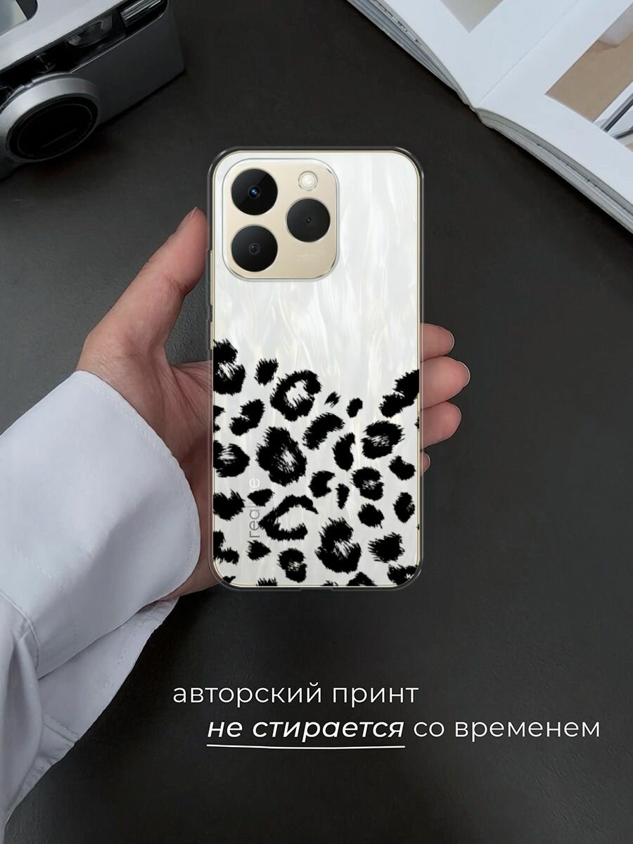 Чехол на Realme 15T / Реалми 15Т с принтом "Окрас леопарда фон черный", прозрачный — фото 1