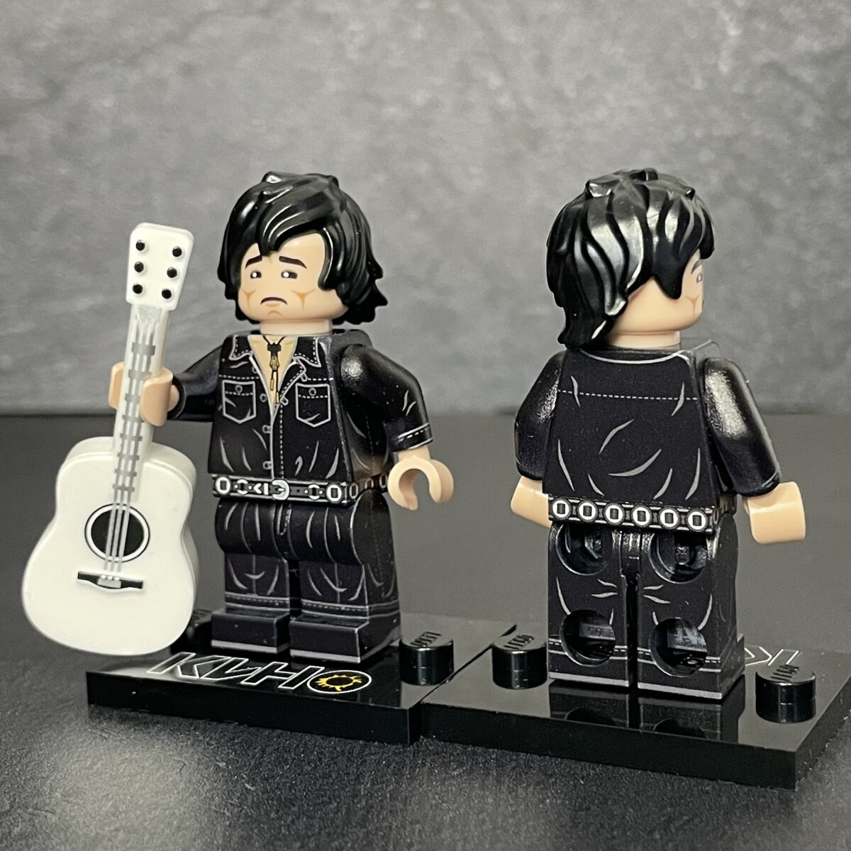Минифигурка коллекционная совместимая с лего с эксклюзивным принтом Виктор | Советский Музыкант