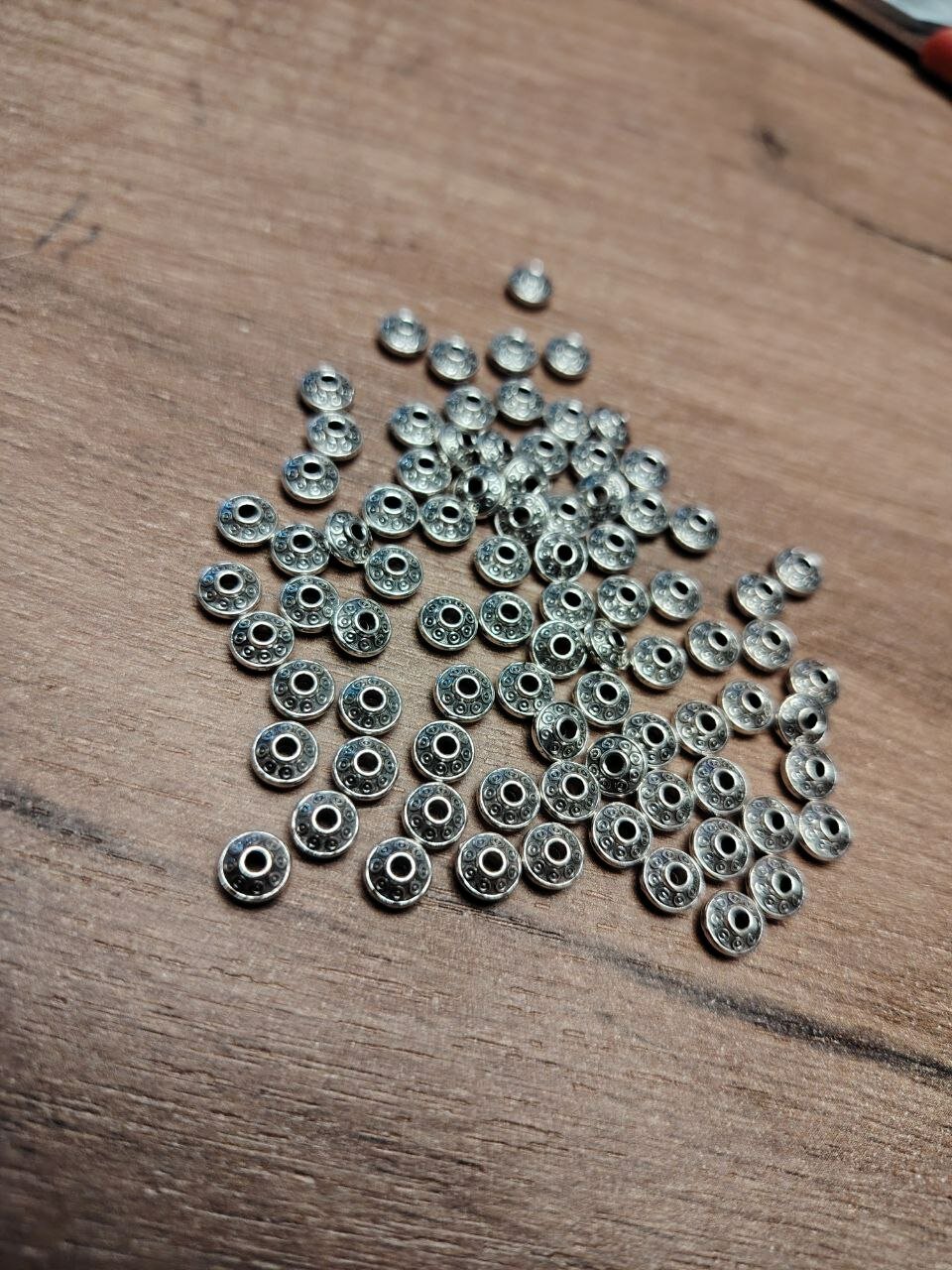 Бусины-распорки для творчества, посеребренные, металл, 80 штук, 0,6 см