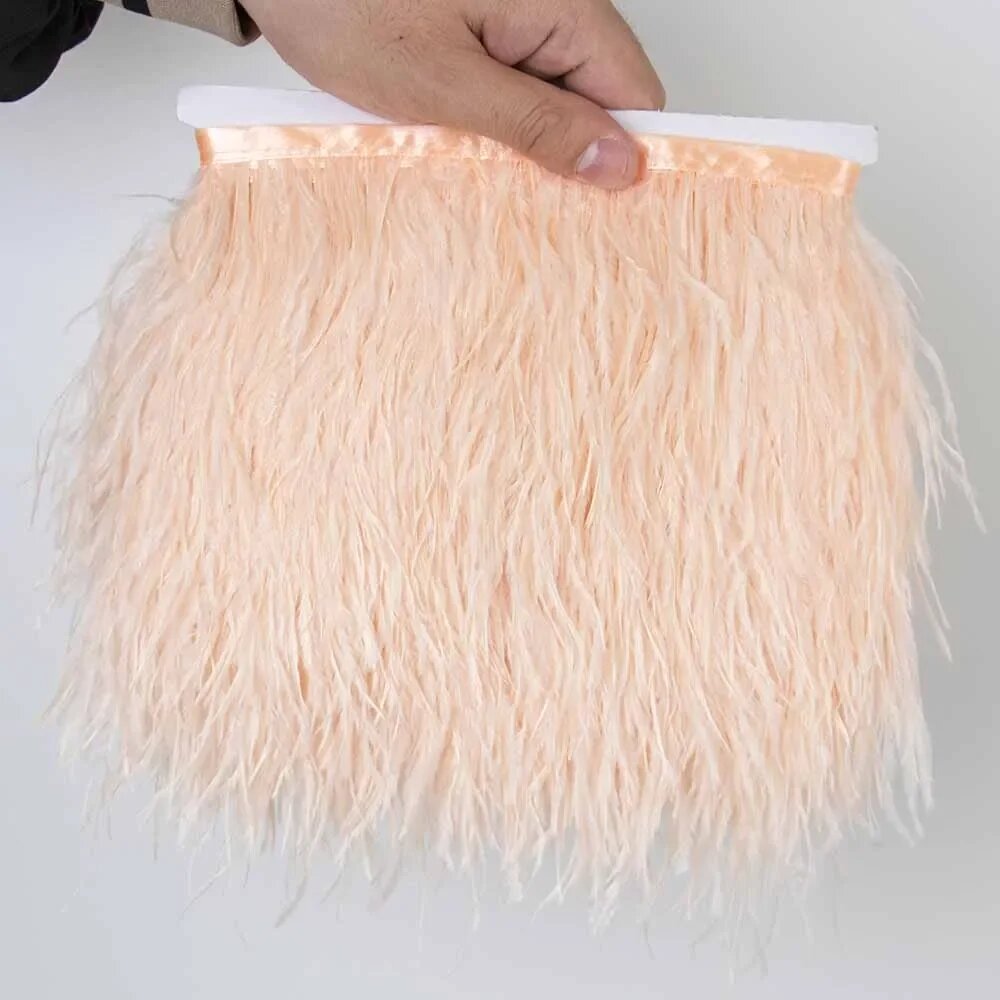 Бахрома из страусиных перьев 8-10 см белый Champagne