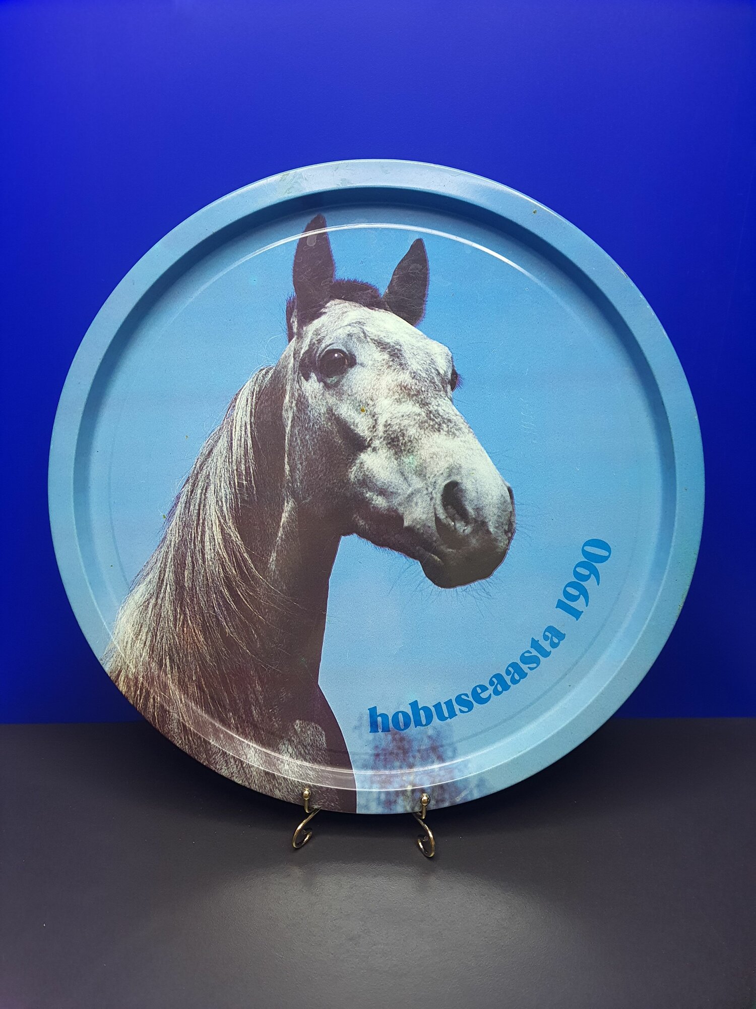 Винтажный поднос металлический круглый, Год Лошади, 33 см , СССР 1990г.