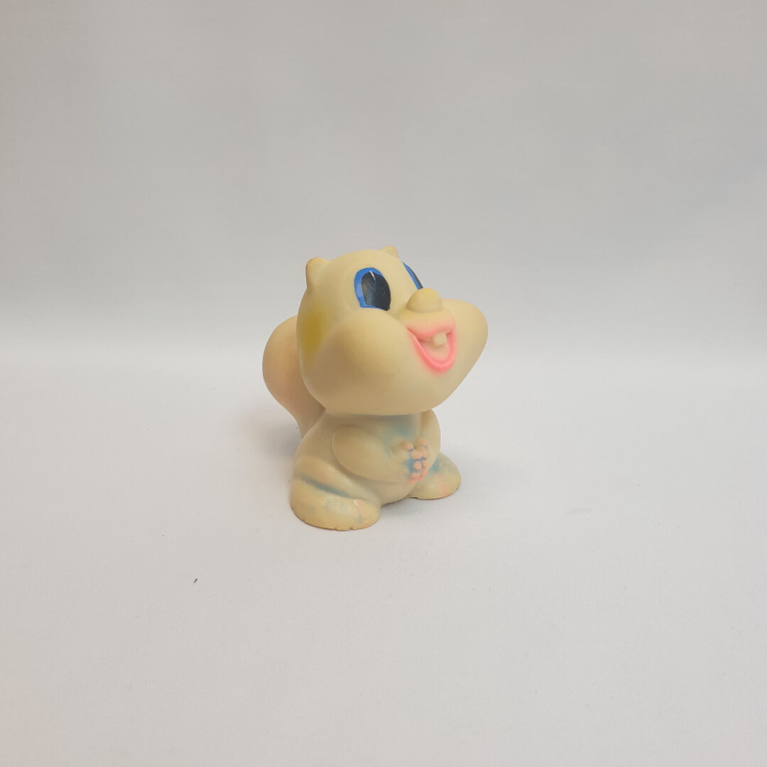 Игрушка Белка, резина высота 8 см, винтаж СССР