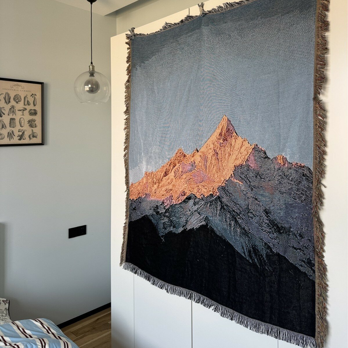 Гобер "Золотые горы Мэйли", восход на заснеженные горы, величественный пейзаж степи и гор, 130x160 см