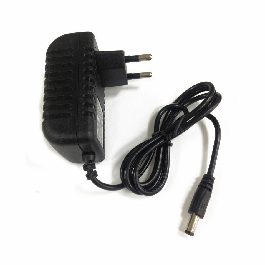 Блок питания 5V/1A (5,5x2,1 мм)