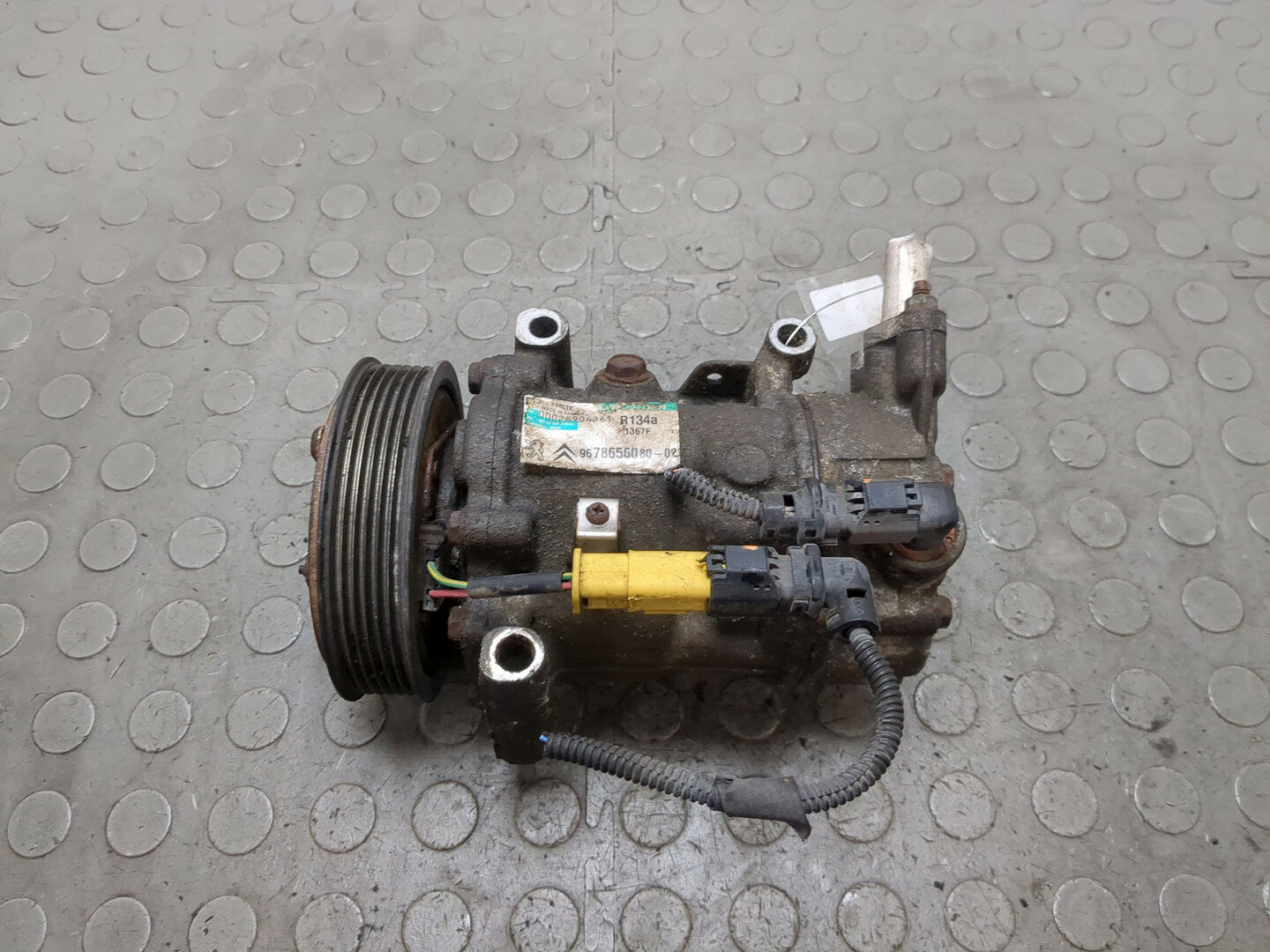 Компрессор кондиционера Citroen DS3 Б/У