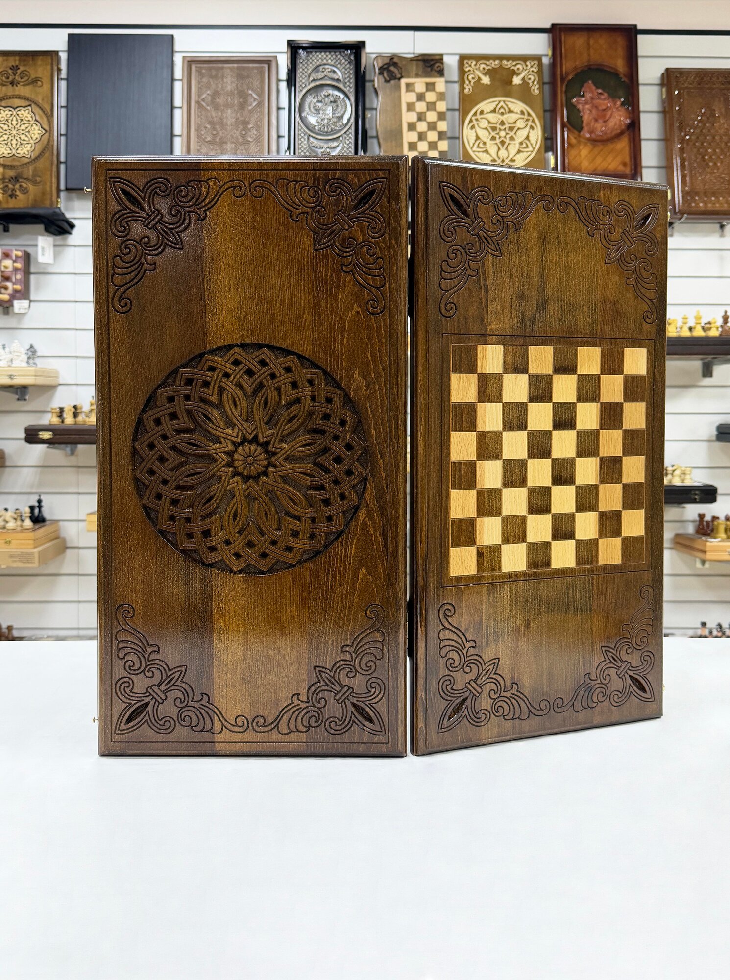 Нарды резные ручной работы Цветочный орнамент из массива бука большие 60 см