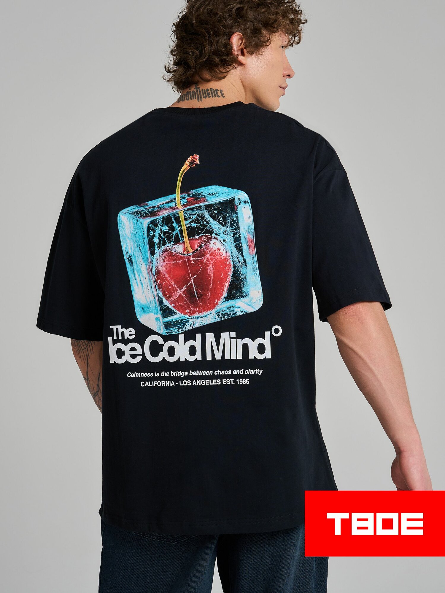 Футболка спортивная