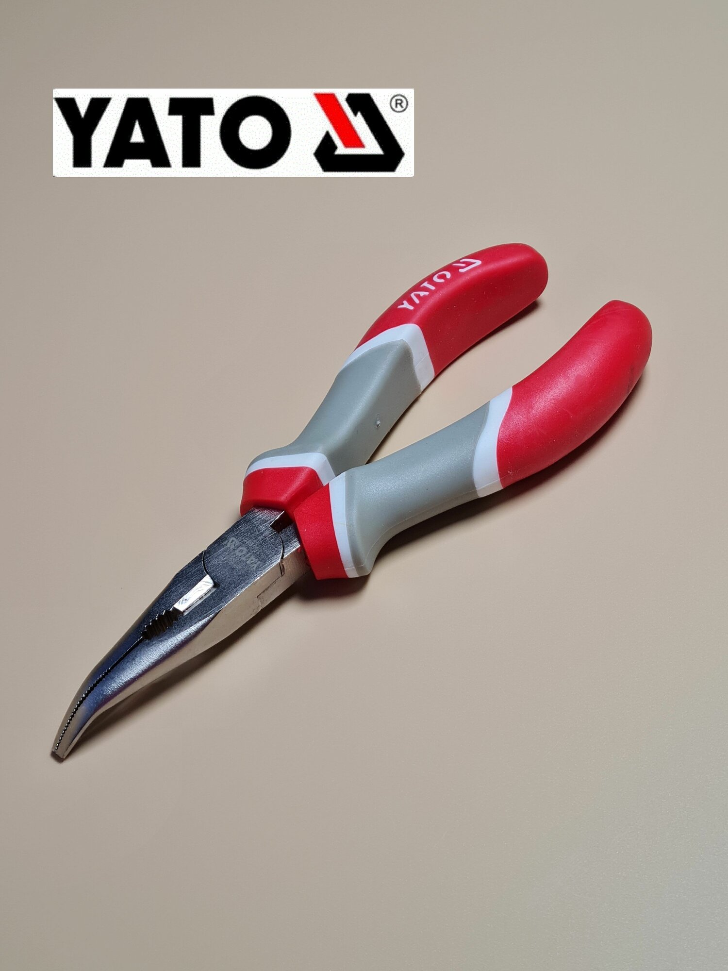 Тонкогубцы загнутые никелированные YATO YT-2026 160 мм