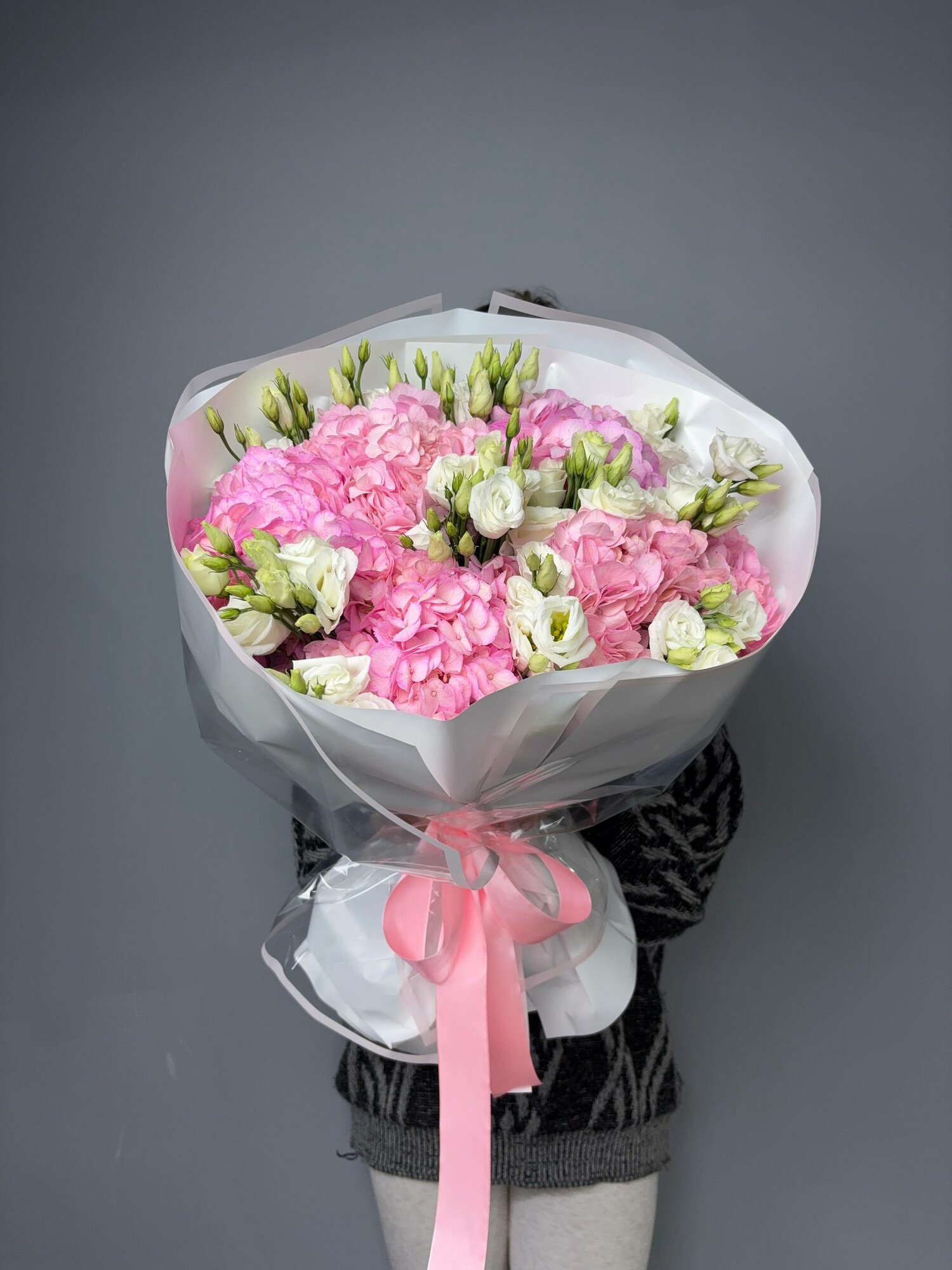 FRESH FLORA Кристальный шёпот – букет из гортензии и эустомы с доставкой