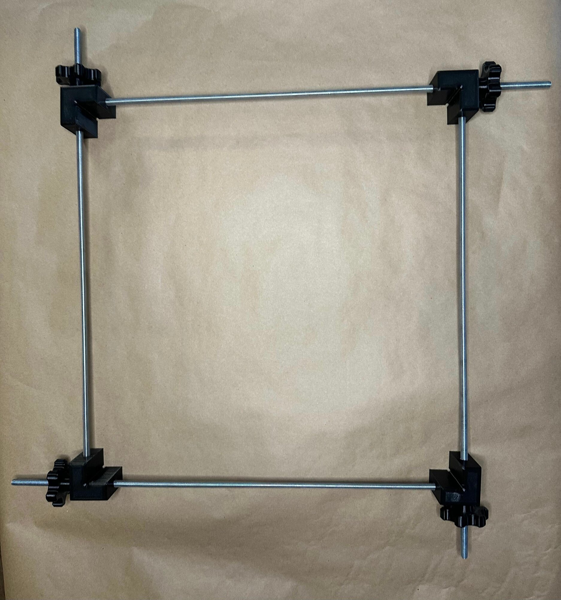 Рамочная (ленточная) струбцина 1000 x 1000 мм