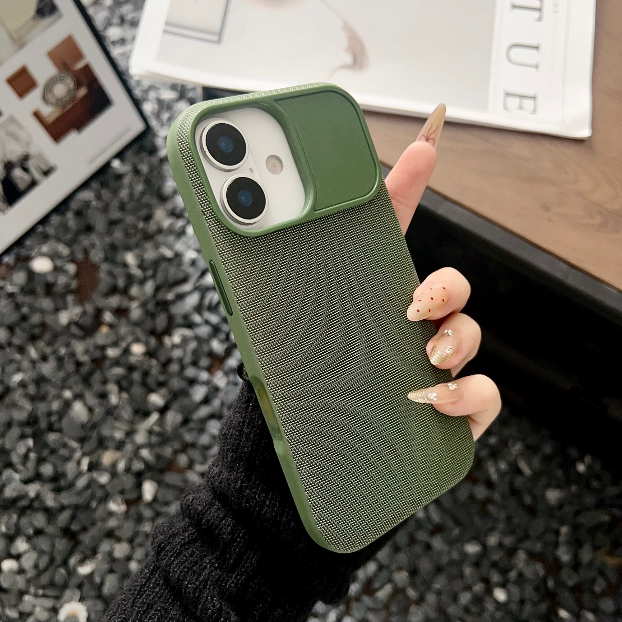 Чехол для Apple iPhone 17 / Айфон 17, soft touch, чехол-кардиомонитор, искусственная кожа, поликарбонат (PC), защита камеры, ударопрочный, усиленные углы, Apple, Apple iPhone 17, green,