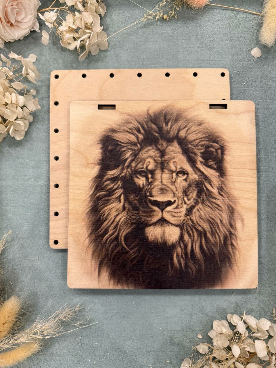 Донышко / Крышка для плетения салфетницы, корзины из бумажной лозы. Квадрат 16 см.1комплект. Цвет-Лев