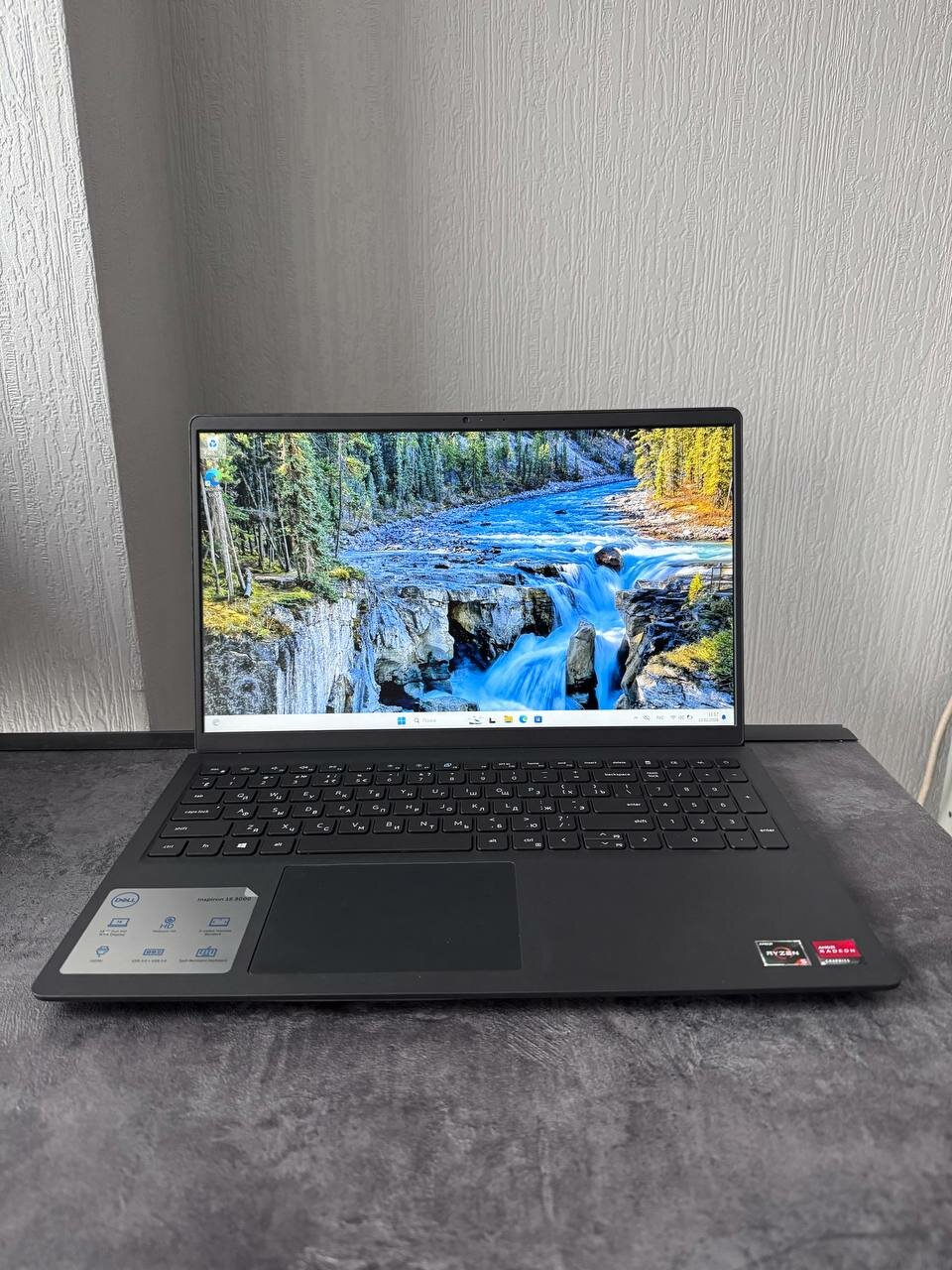 15.6" Ноутбук Dell Inspiron 15 3515,1920x1080, AMD Ryzen 5 - 3450U 2.1 GHz, RAM 8 GB, SSD 256 GB