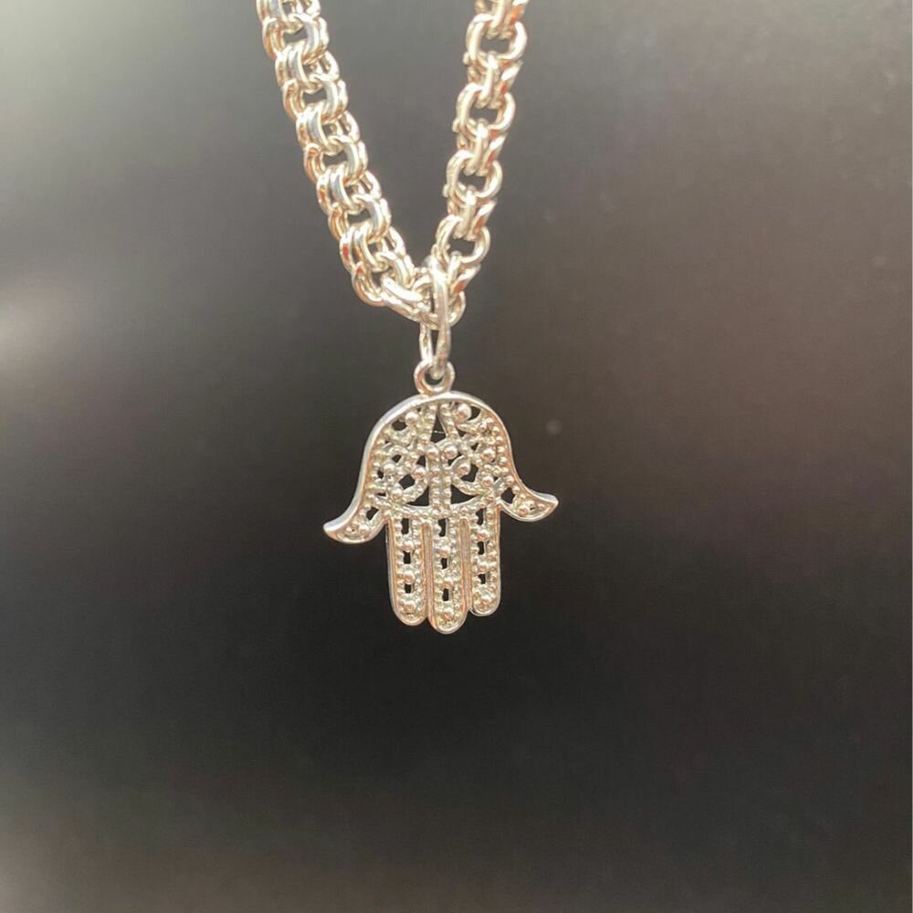 Серебряный оберег " Рука Фатимы " 925 проба