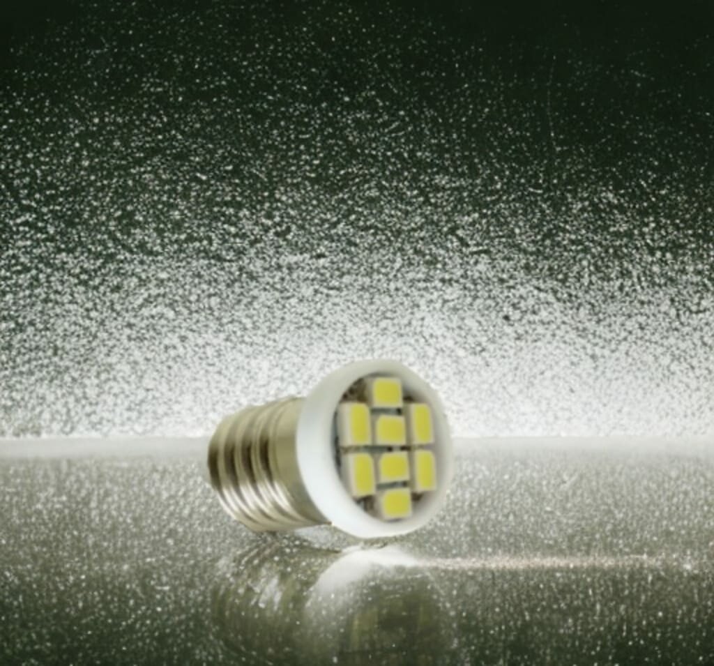 Светодиодные лампы Е10 12 вольт 8 светодиодов, 1 шт.