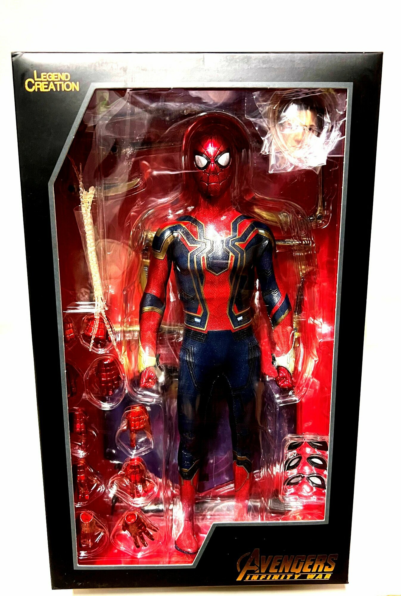 Коллекционная фигурка в костюме из латекса "Человек-паук" (Iron Spider) + аксессуары/магнитные глаза (Spiderman) 30 см высота