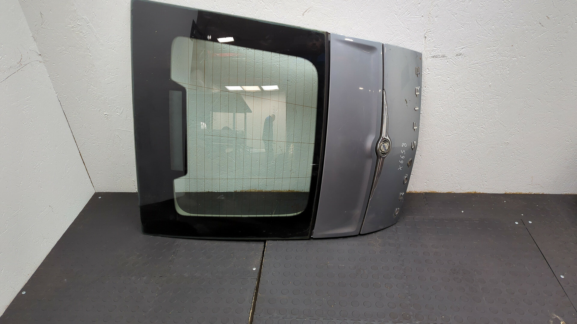 Крышка (дверь) багажника Chrysler Crossfire Б/У