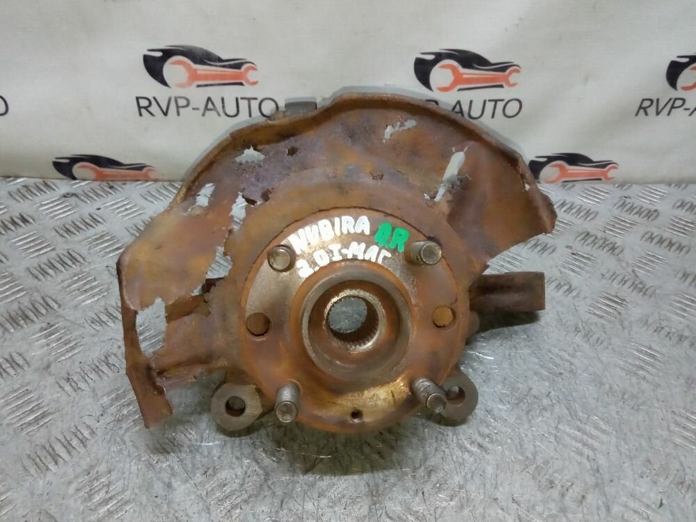 Кулак передний правый Daewoo Nubira J150 Daewoo