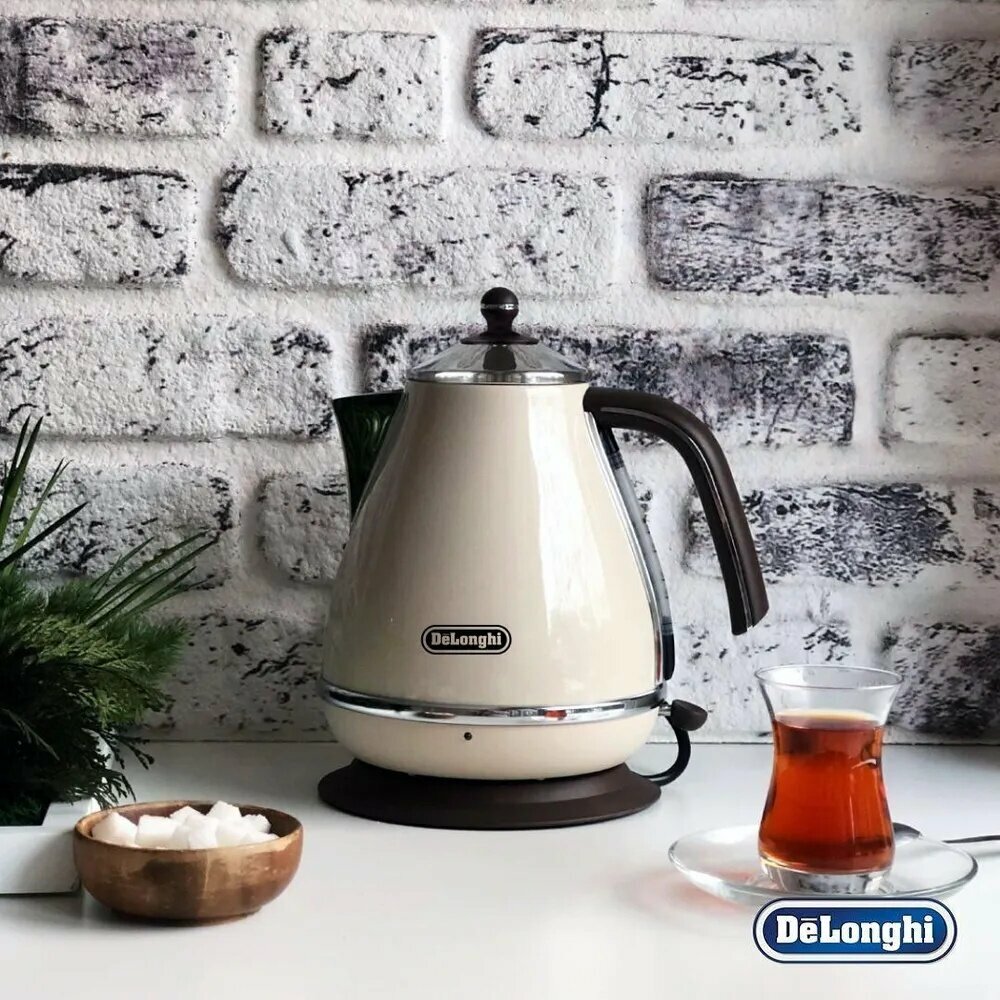 DeLonghi Электрический чайник KBOV2001. BG, бежевый