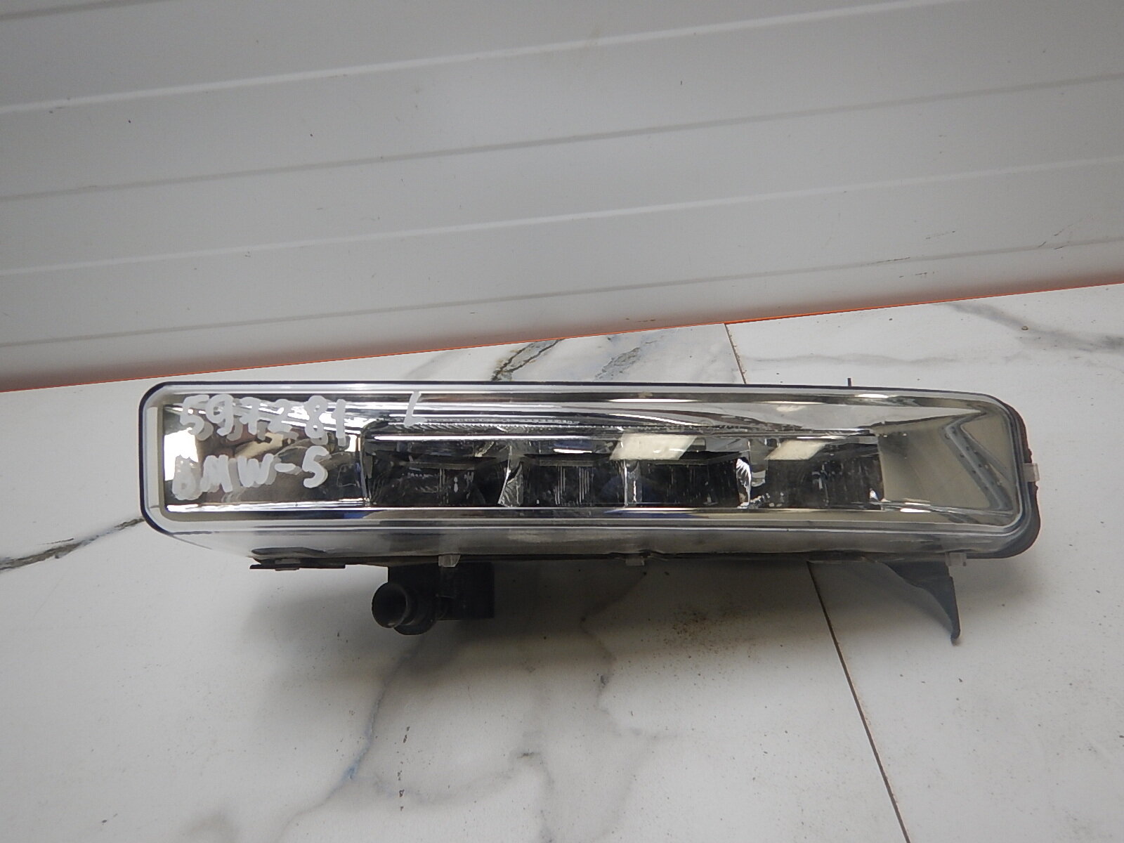 Б/У Фара противотуманная левая, BMW (БМВ)-5 (G30) (16-) BMW 5 (G30) (16-) Сломано два крепления 597281 BMW арт. 63177349131