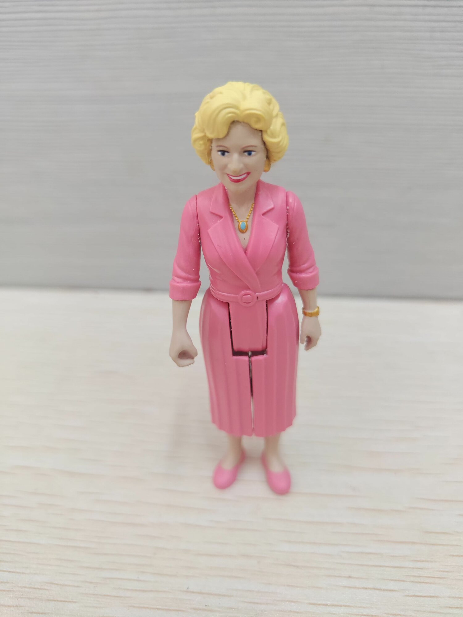 10cm Фигурка Золотые девочки 2025 SDCC Exclusive Golden Girls Rose Retro Action Figure Toy
