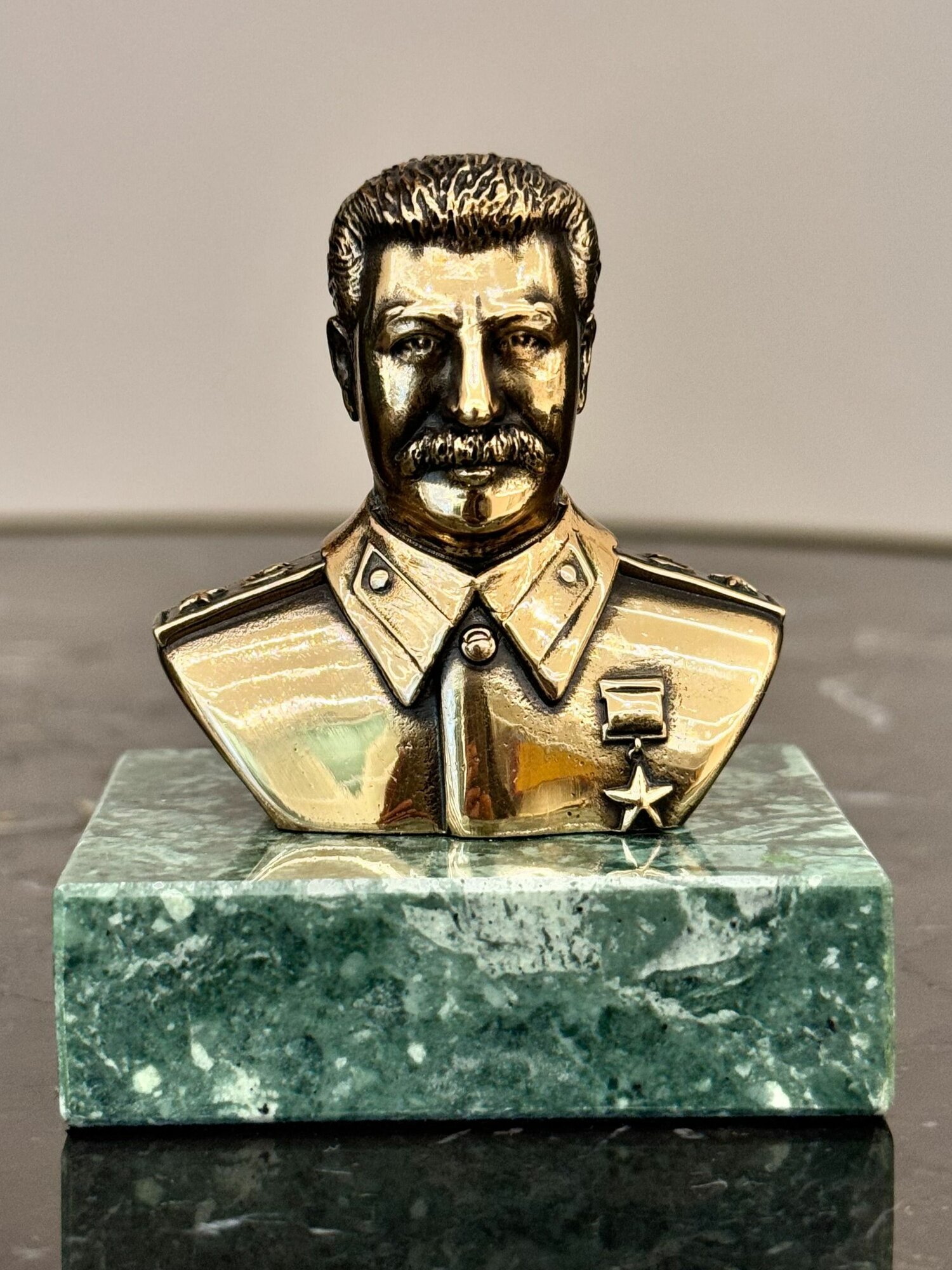 Бюст Сталина, статуэтка для интерьера и декора, сувенир подарочный, бронзовое литье
