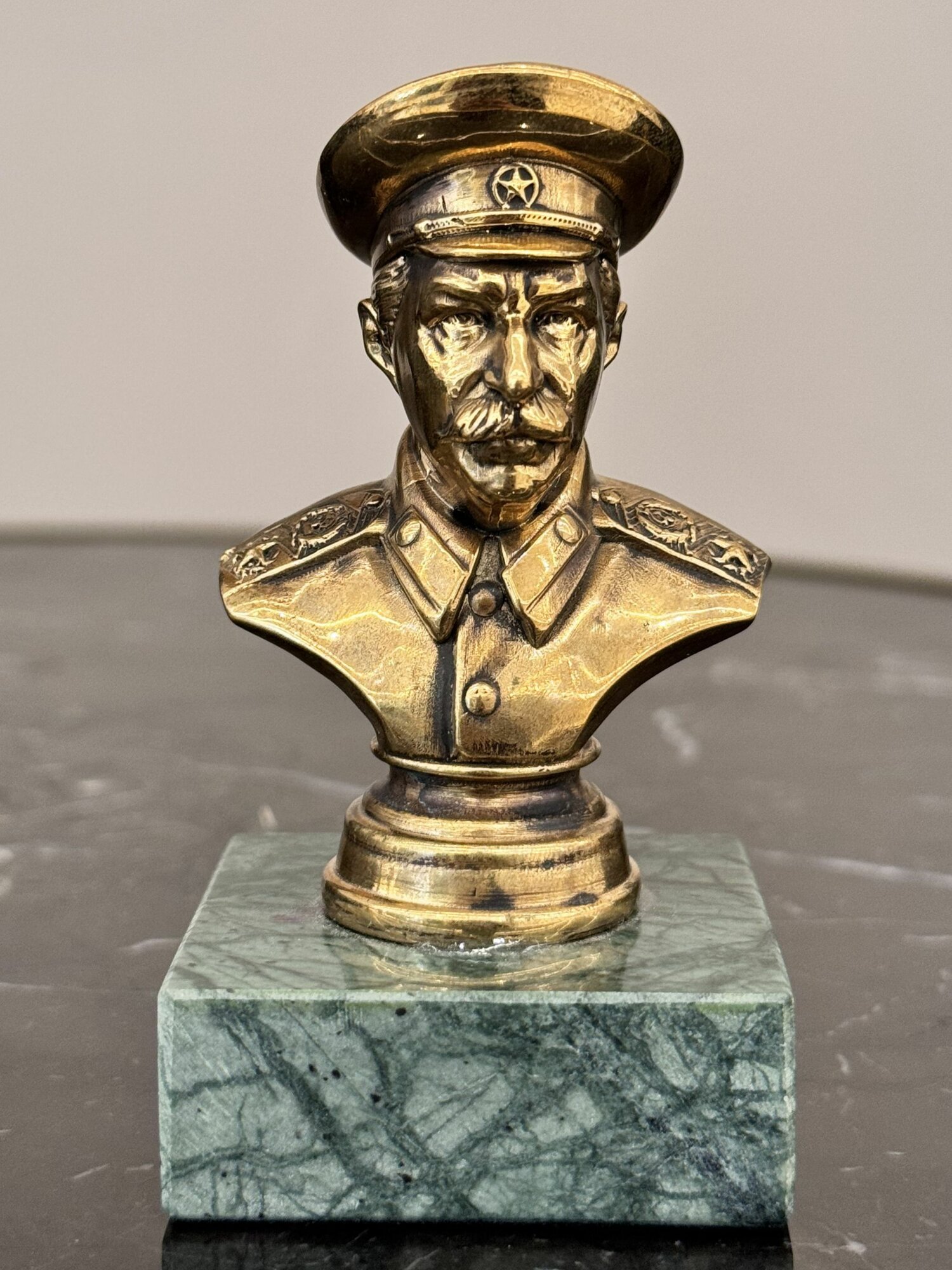 Бюст Сталина Генералисимус, статуэтка для интерьера и декора, сувенир подарочный, бронзовое литье