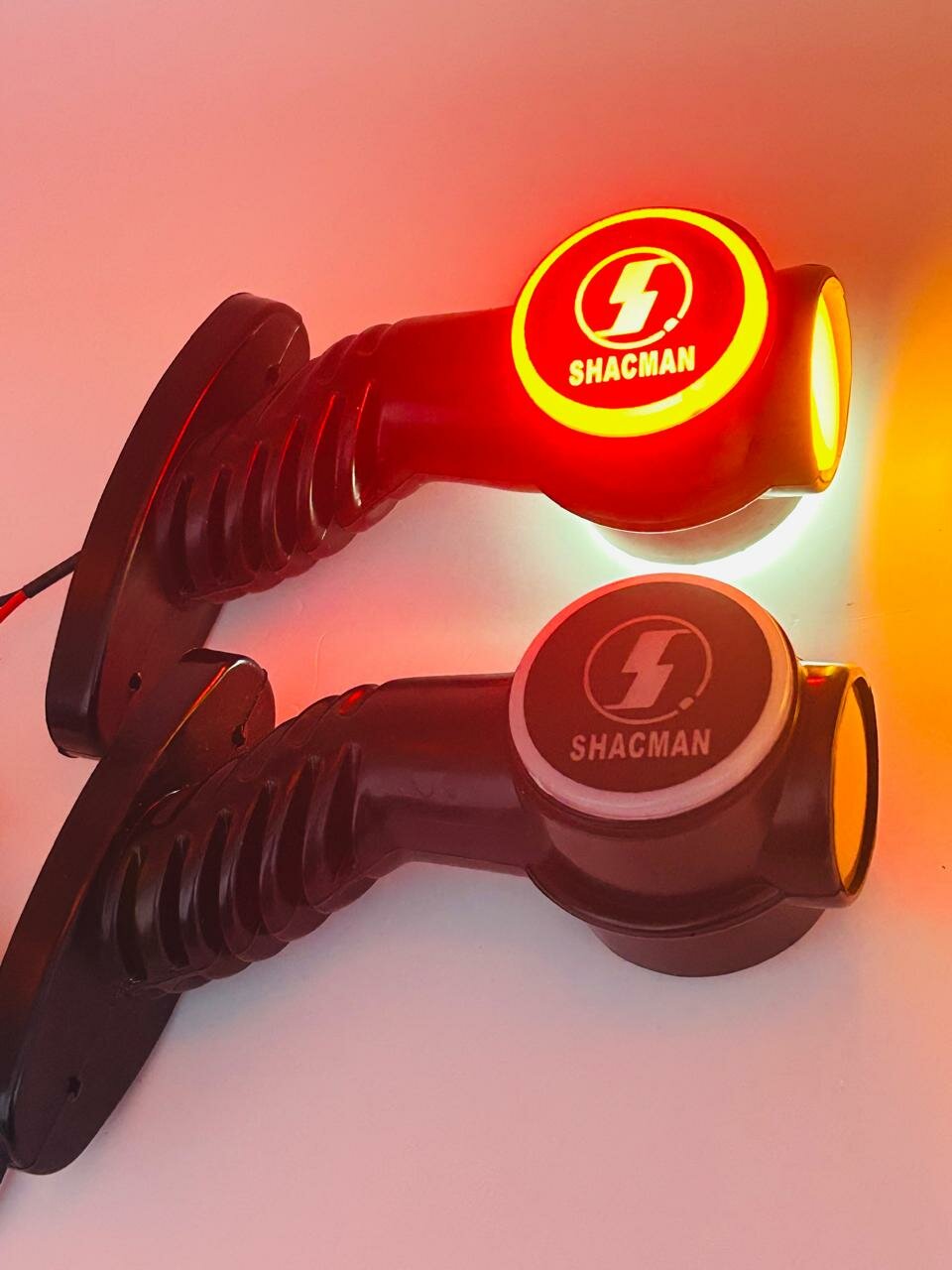 Светодиодные неоновые LED задние габариты / габариты-рога / рожки 12-24v -Shacman