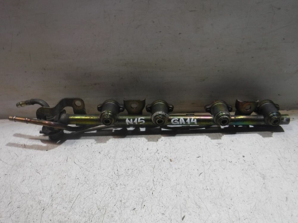 Форсунка топливная Nissan Almera N15 1660073C00