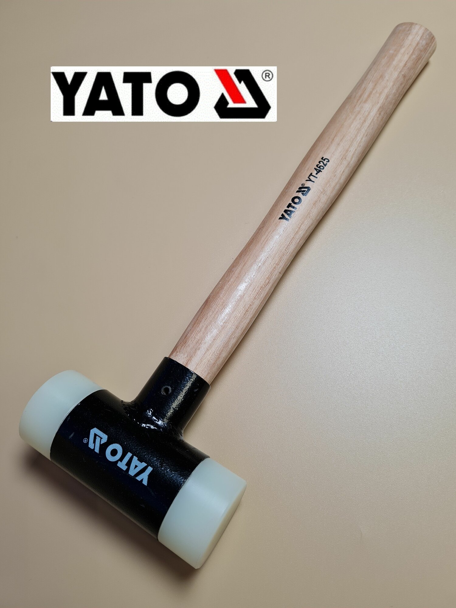 Молоток YATO без отдачи, тефлон, 40 мм, длина 335 мм, YT-4625-12