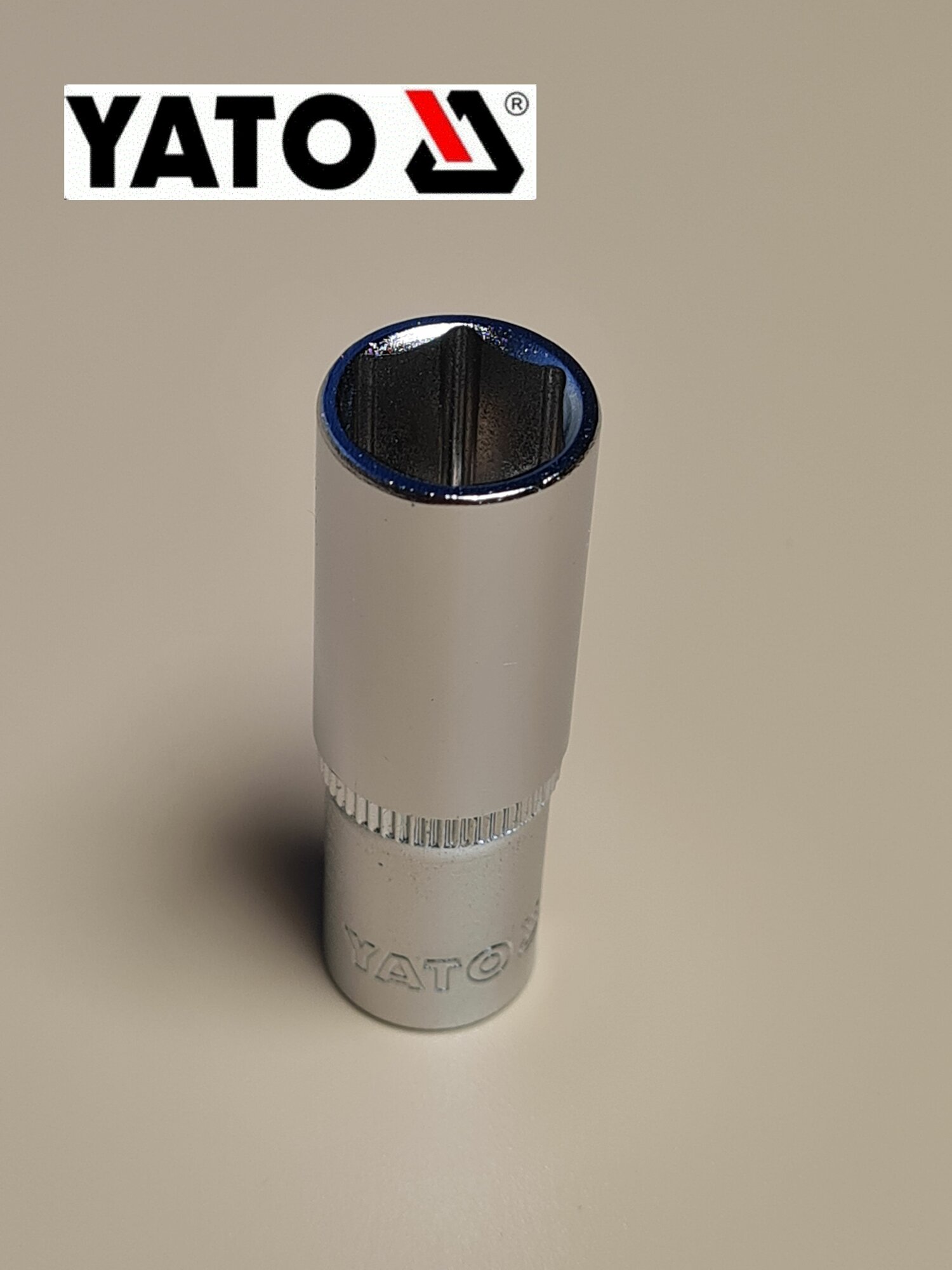 Головка торцевая высокая YATO 12 мм CrV 1/4" арт. YT-1423