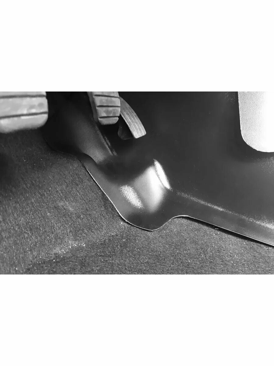 Накладки на ковролин тоннельные (2 шт) (ABS) RENAULT Duster 2016-2020/ NISSAN Terrano 2014-