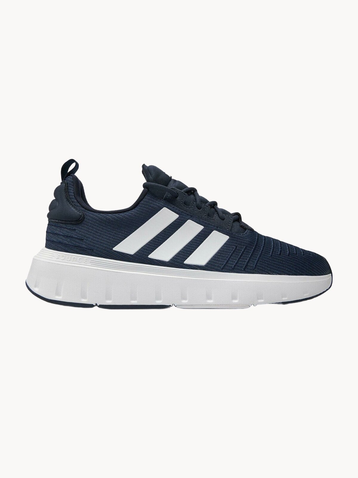 Кроссовки adidas Swift Run