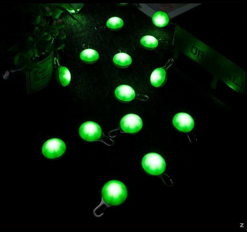 Маячок - брелок светящийся / мигающий / зеленый*2