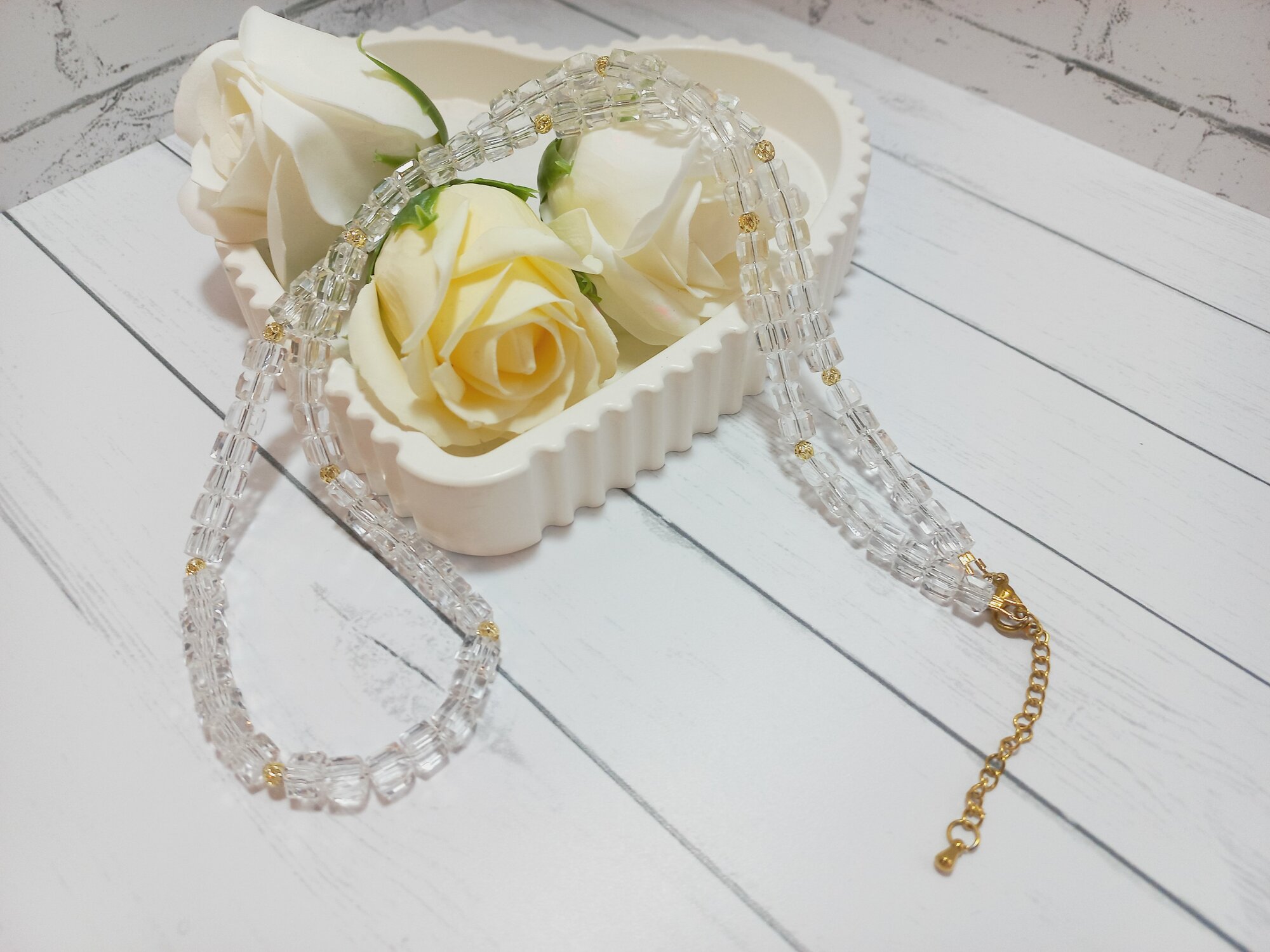 Бусы, хрусталь