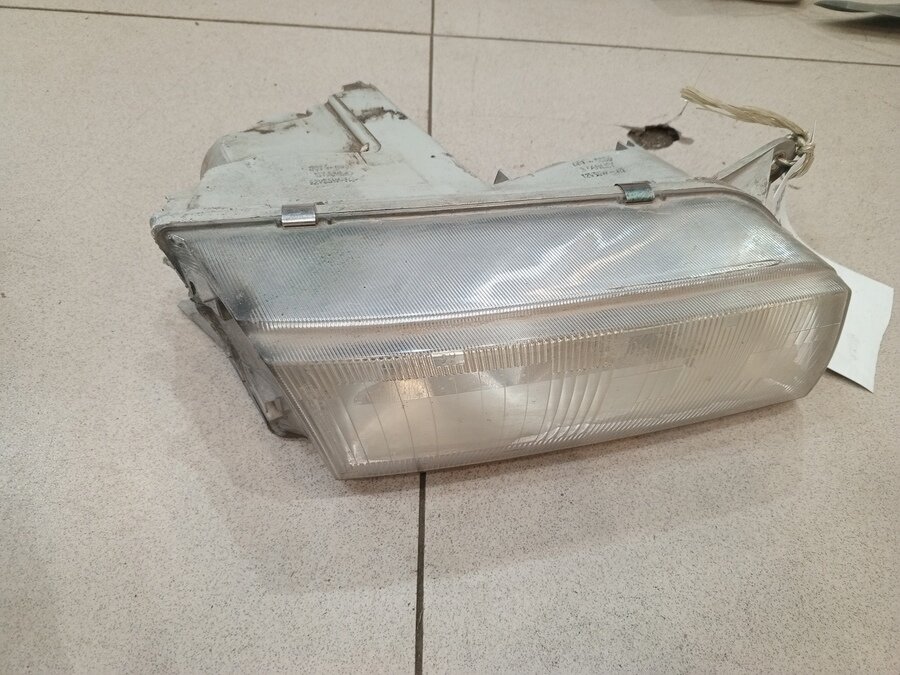 Фара правая от Mazda Capella CG 1994-1997