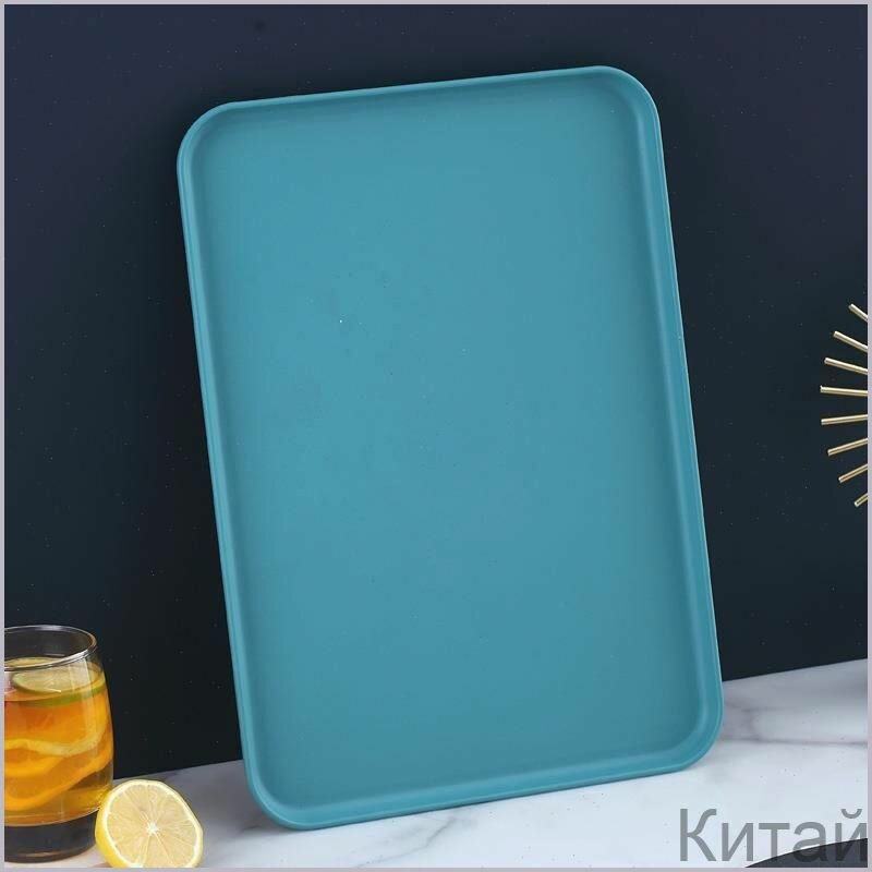 Квадратный поднос из пшеничной соломы